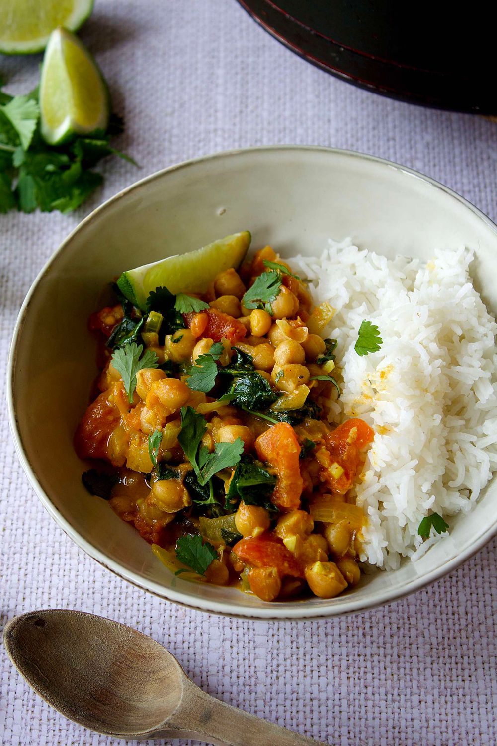 Chickpea and spinach curry (vegan)