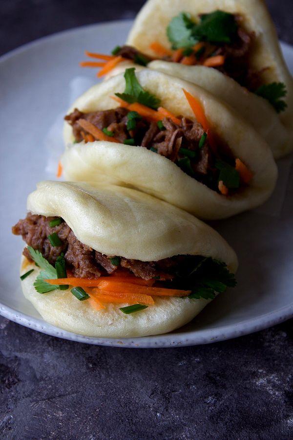 Pulled beef gua bao